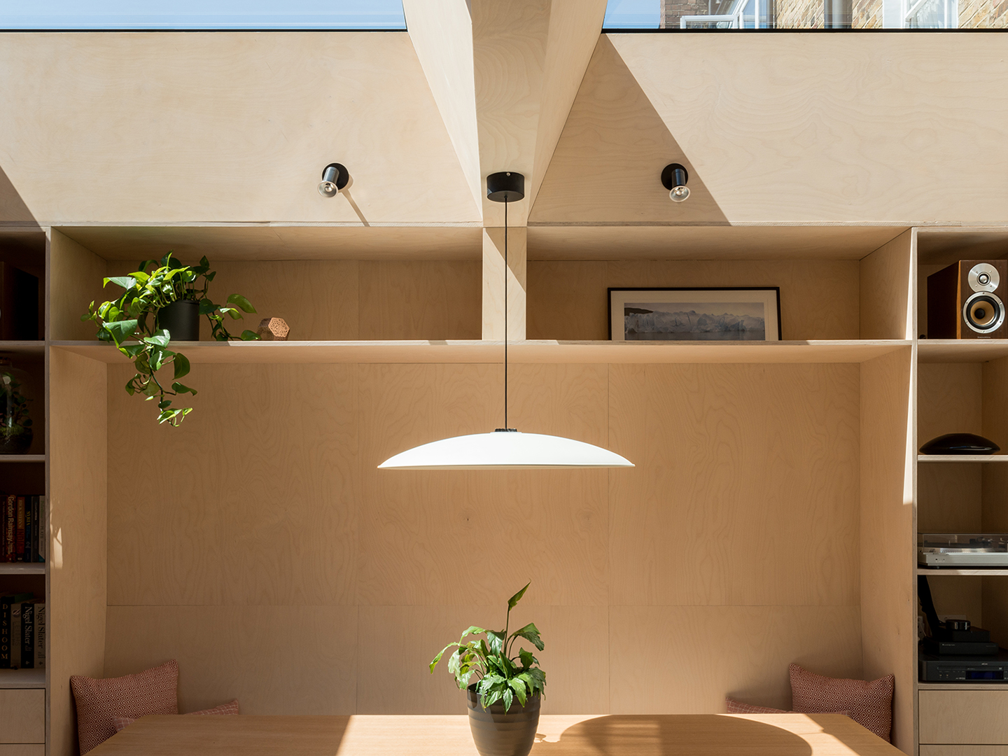 Vault House - New London Architecture