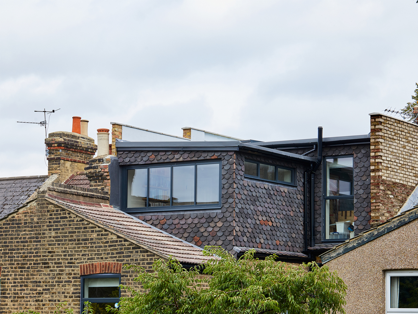 Fish Scale House - New London Architecture