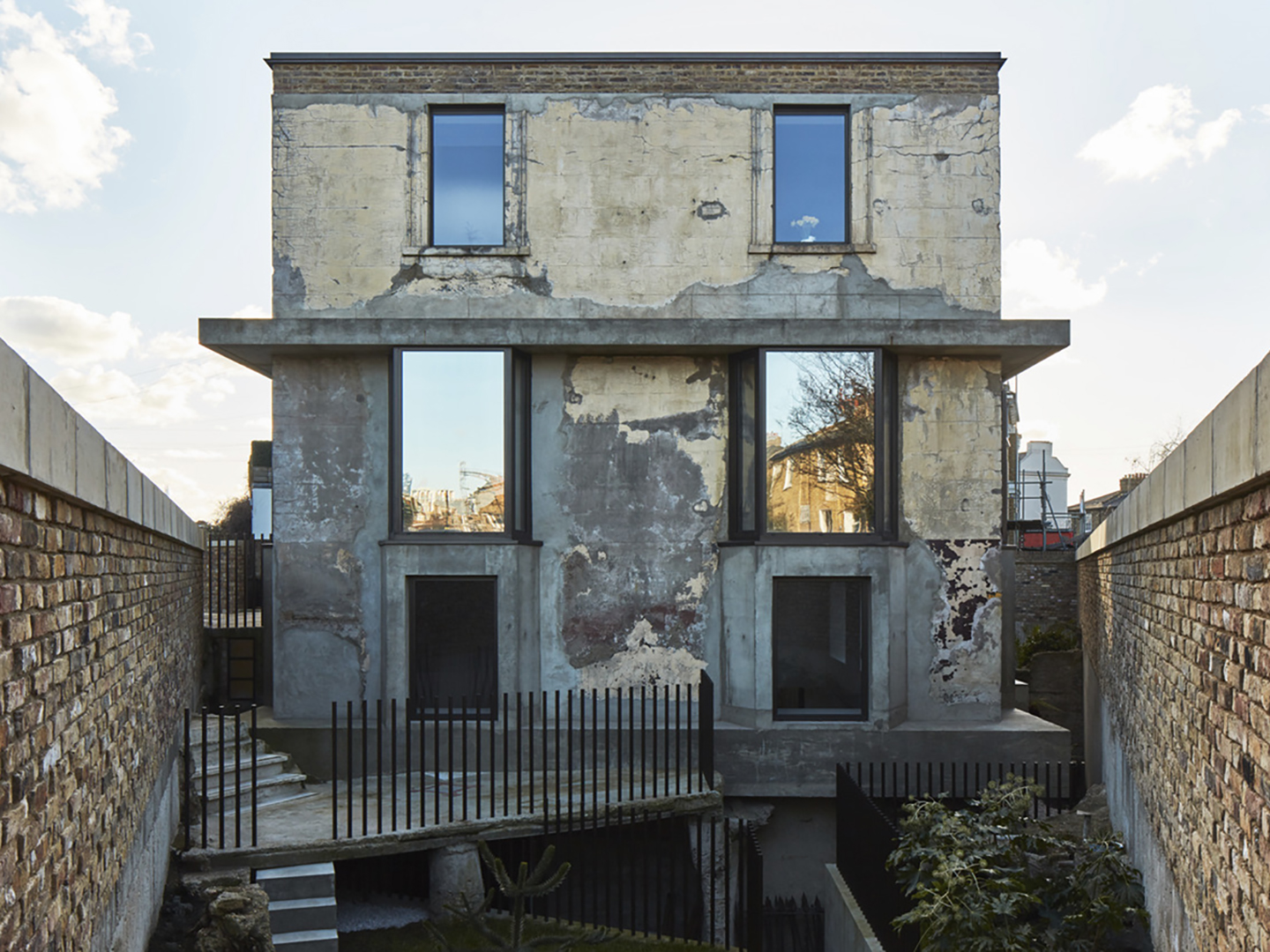 Mole House - New London Architecture