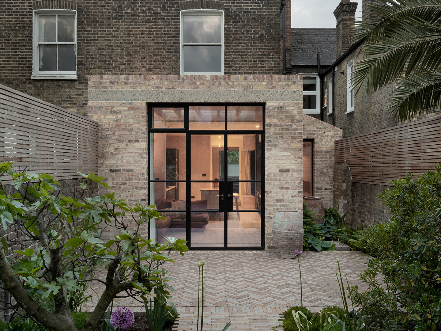 Pink House - New London Architecture