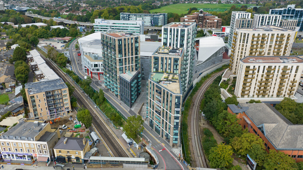 Kew Bridge Gate - New London Architecture