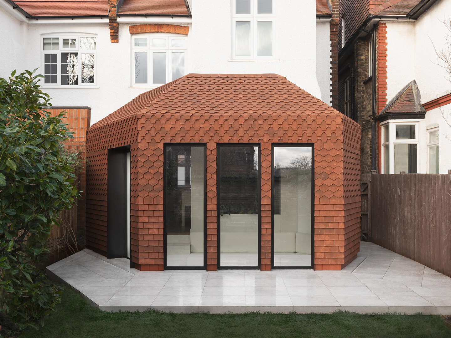 clay house - New London Architecture