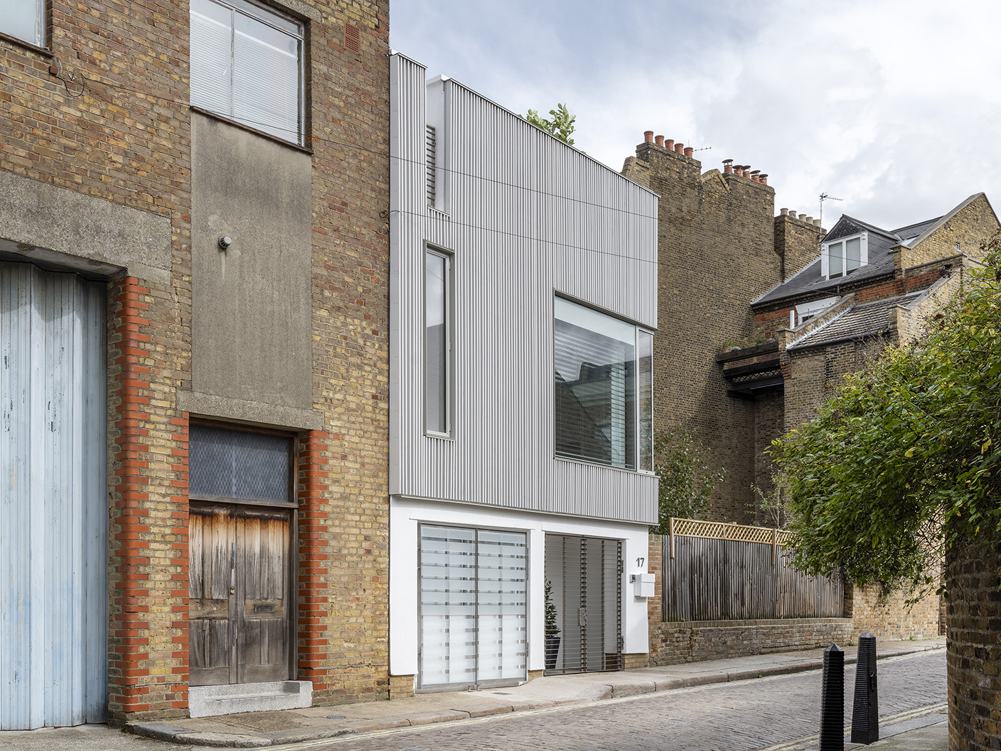 RM17 - New London Architecture