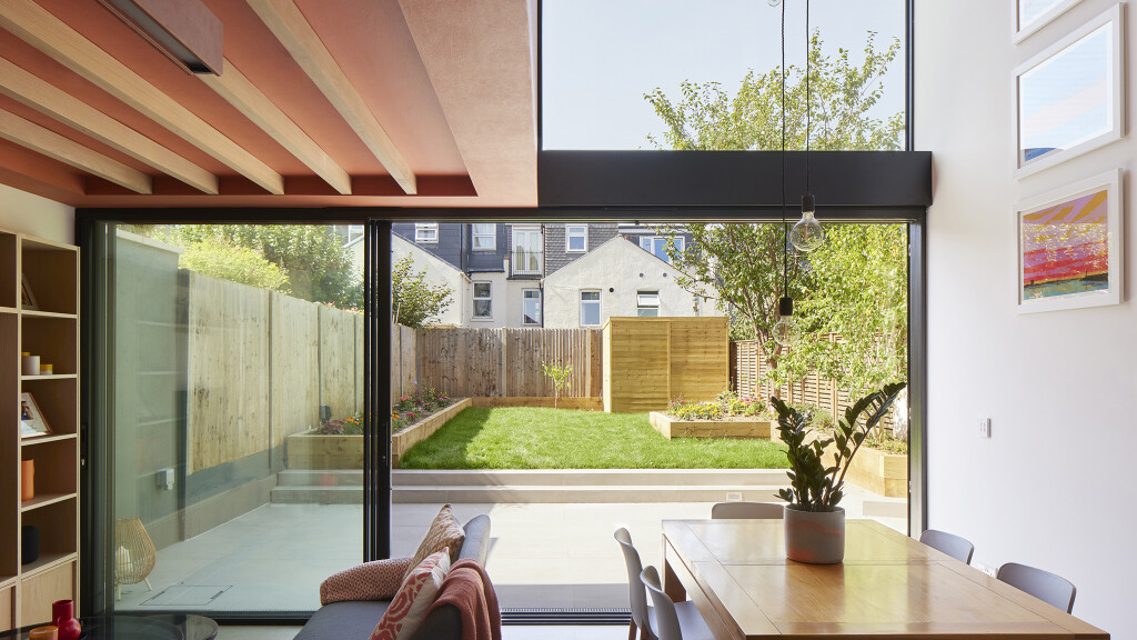 Coral Cube House - New London Architecture