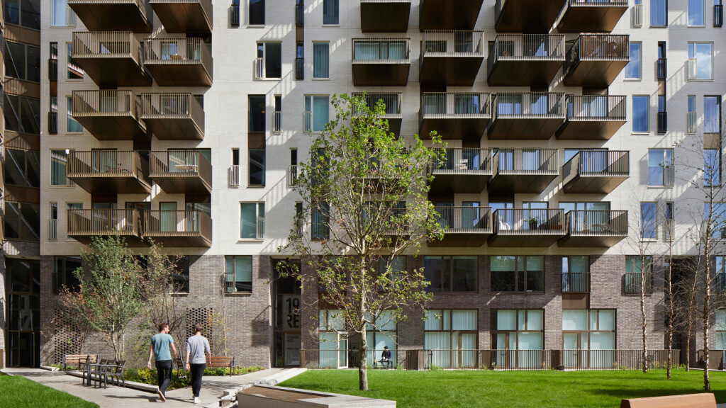Rathbone Market, Canning Town - New London Architecture