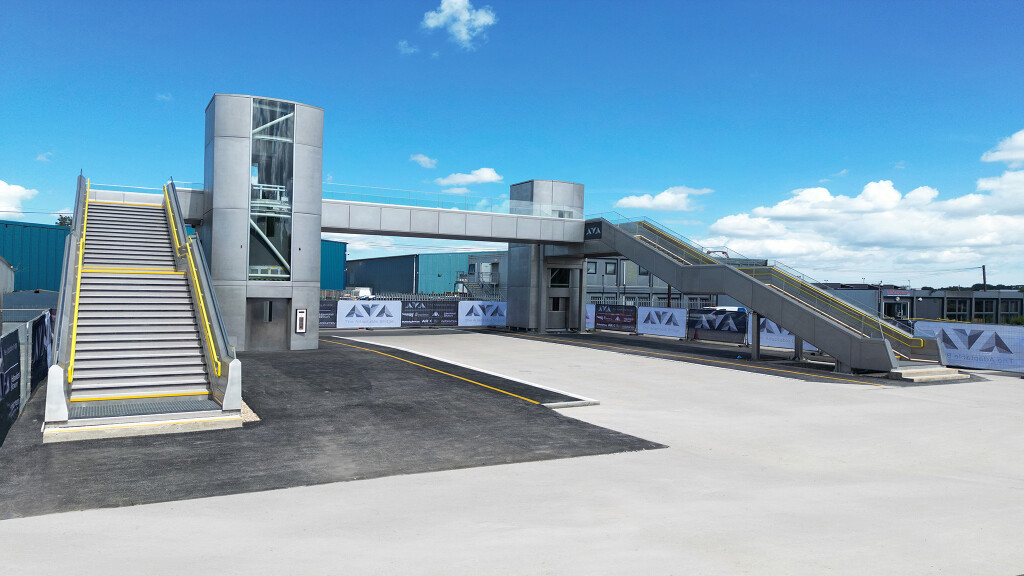 AVA Footbridge and Lift System - New London Architecture