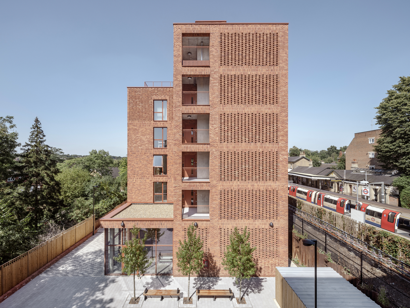 Woodside Park - New London Architecture